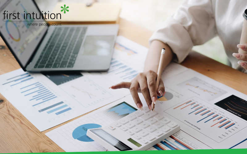 Careers in Finance: How to become a bookkeeper? - First Intuition